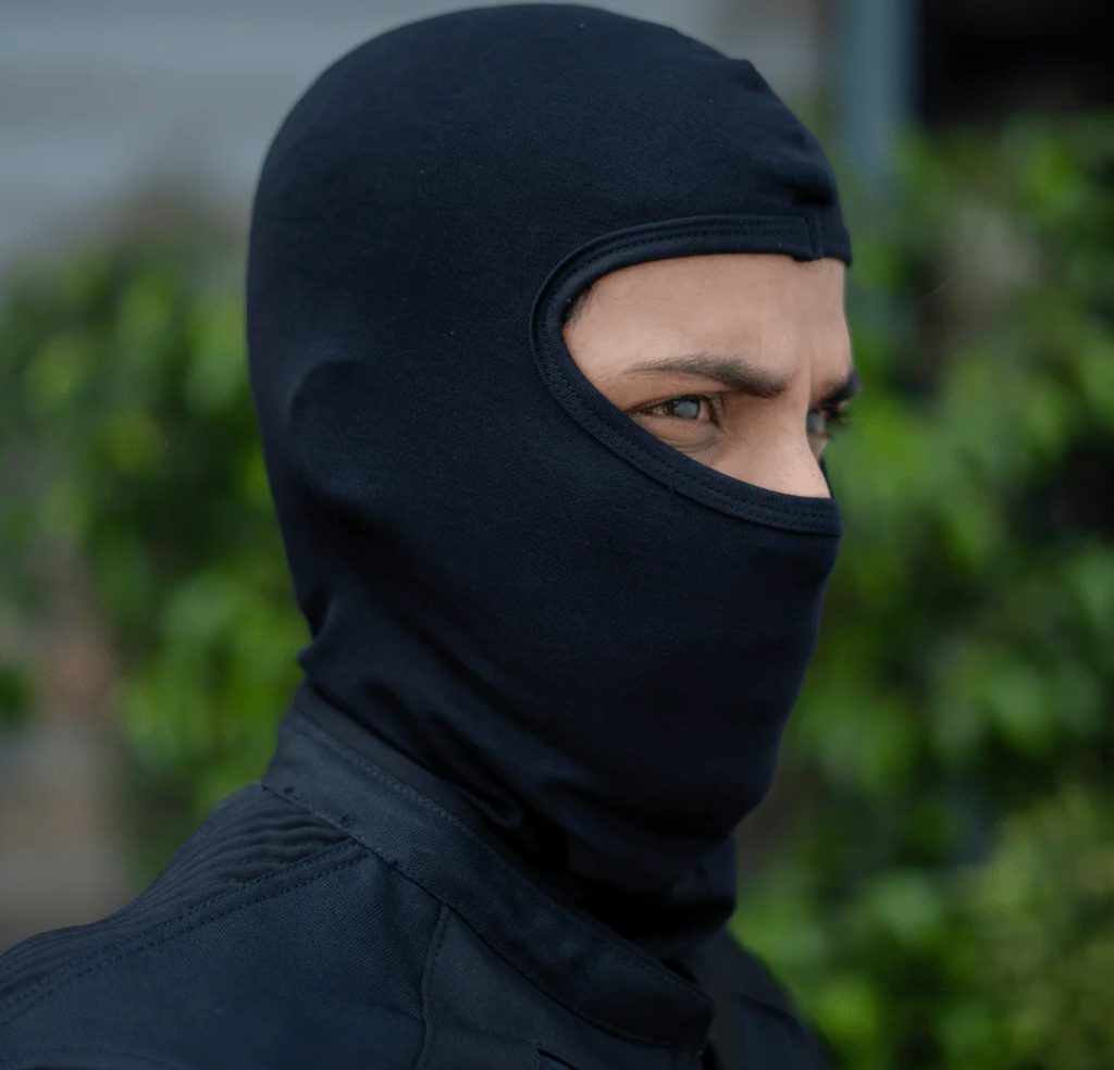 Free Balaclava on order over Rs 2999/-